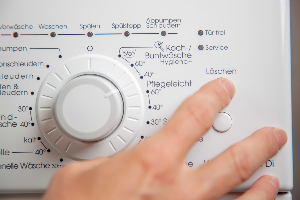 Das bedeuten die Waschsymbole auf dem Pflegeetikett