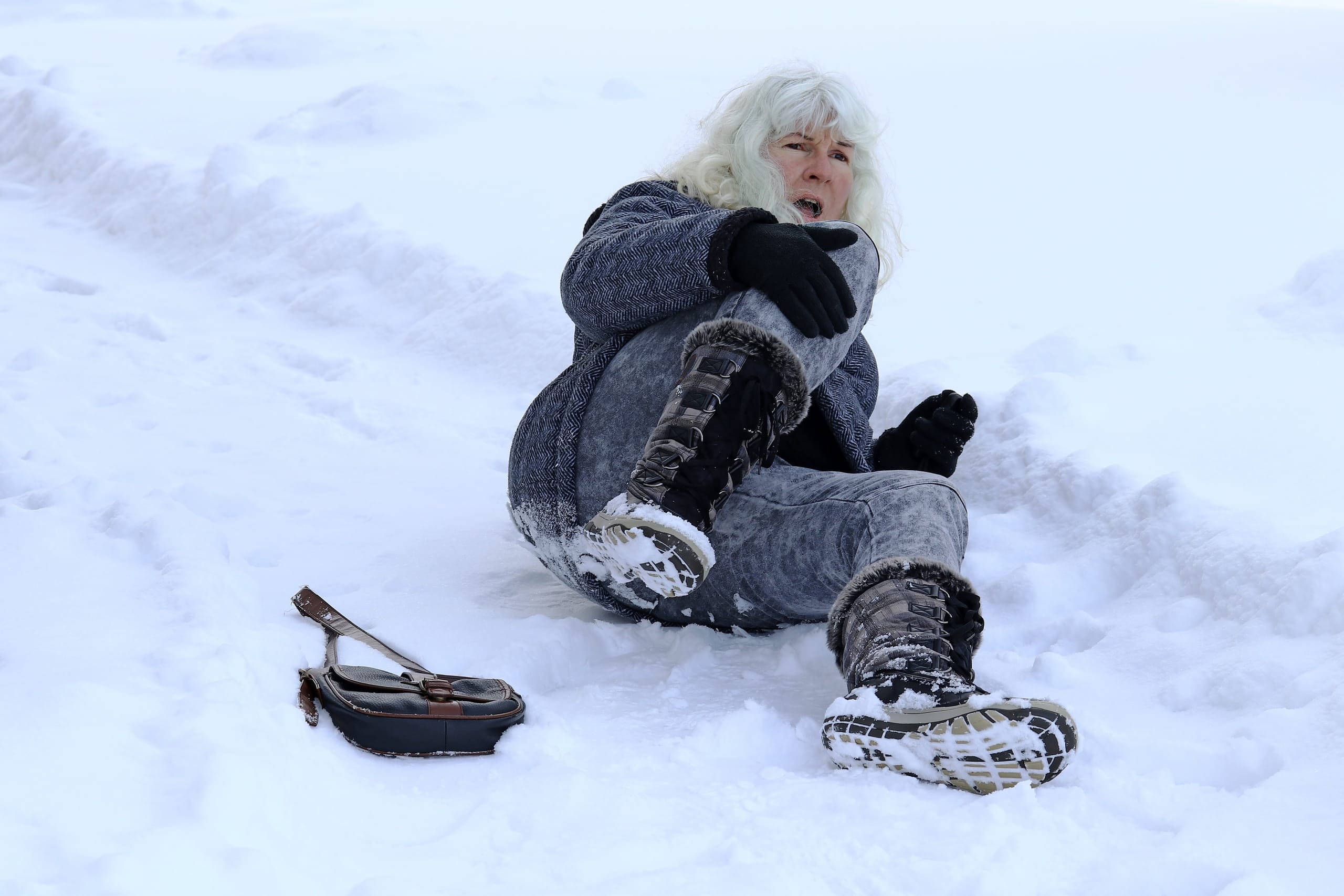 Eiszeit Alarm Gefahren Auf Glatten Oberflachen So Schutzen Sie Sich Vor Sturzen